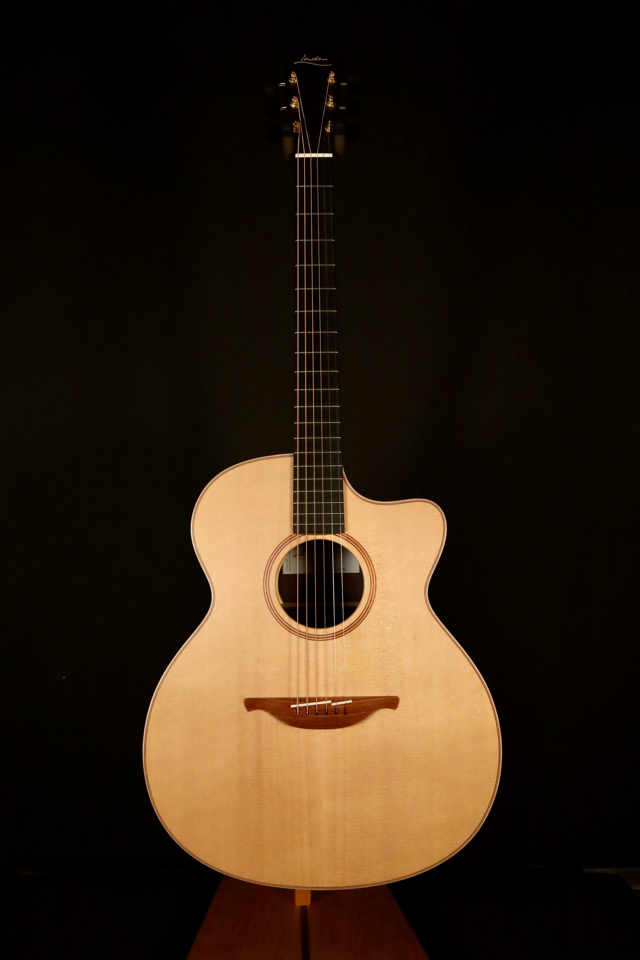 Lowden O-32C - Sitka Spruce/East Indian Rosewood (NEW) – Organic Sounds ...